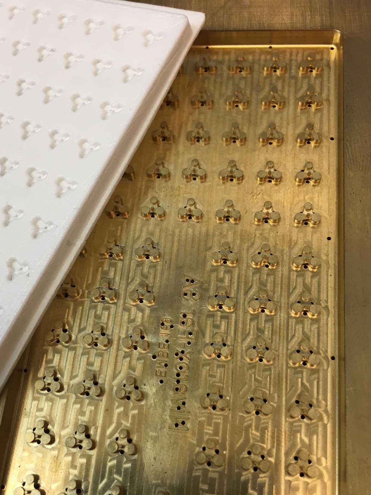 Formenbau, Werkzeugbau, Mechanik - Pro Gravur AG